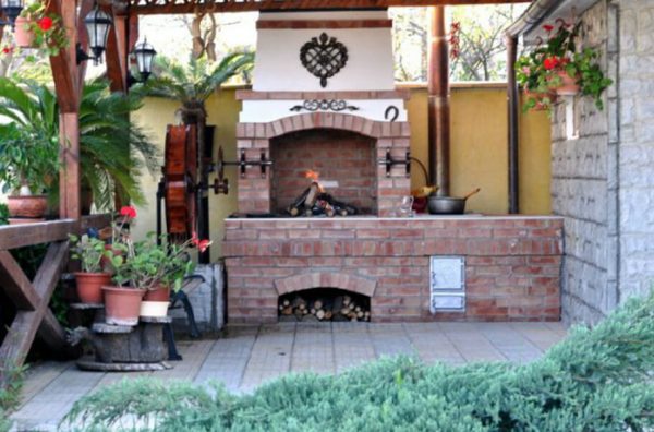 Amenajare curte la tara: +80 de poze, idei si sfaturi | Homelux