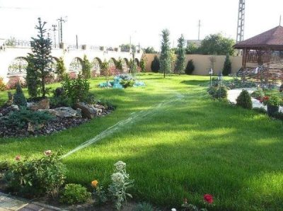 Amenajare curte la tara: +80 de poze, idei si sfaturi | Homelux